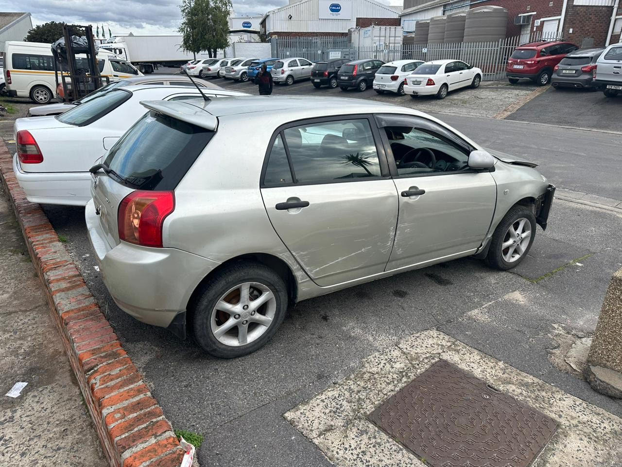 Toyota Runx #4ZZ Stripping for spares | Junk Mail