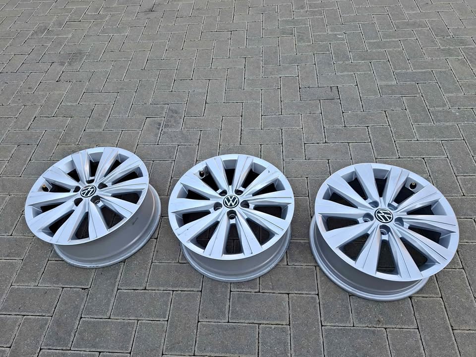 VW Polo mags 16 inch | Junk Mail Marketplace