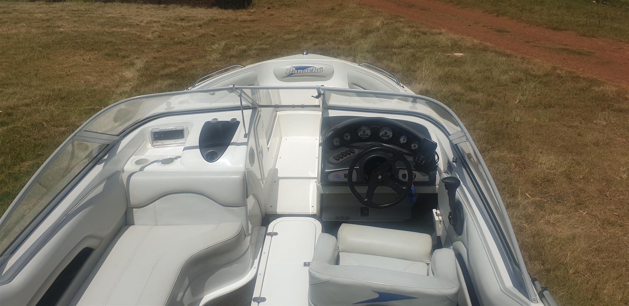 Panache 1950LX Ski Boat for sale | Junk Mail Marketplace