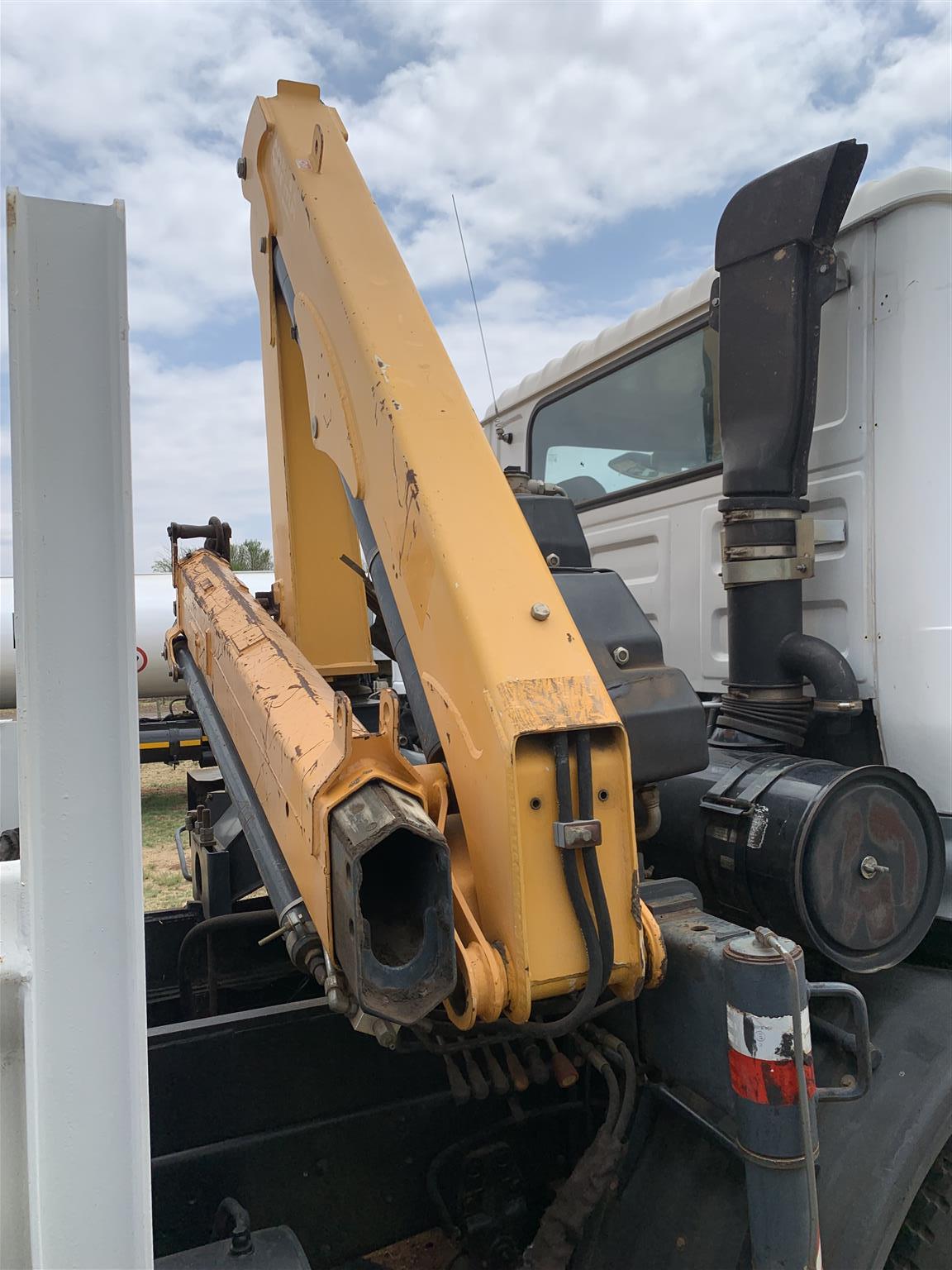 TATA CRANE TRUCK | Junk Mail Marketplace