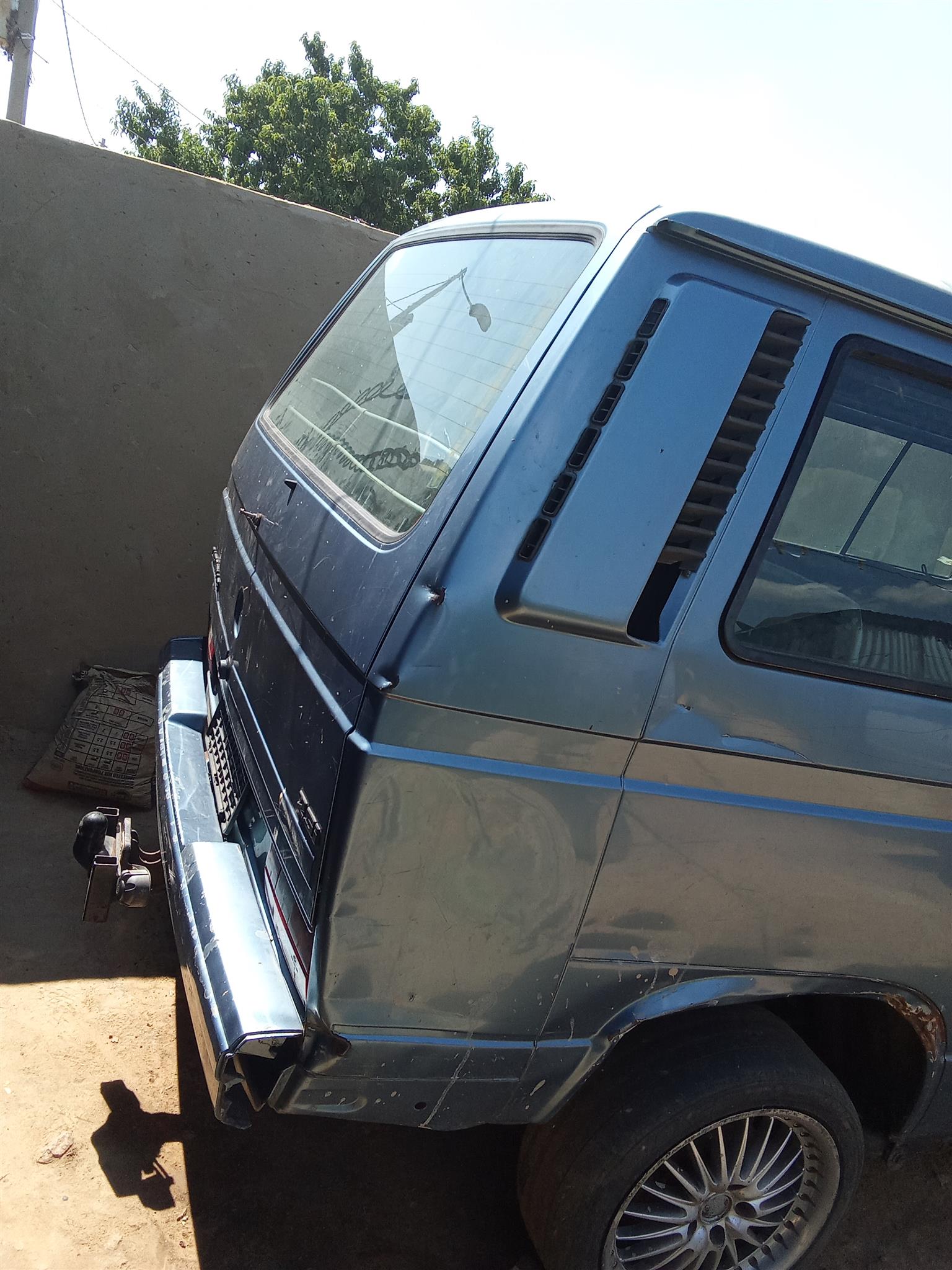 VW microbus/ caravelle complete body with no papers for sale or swap ...