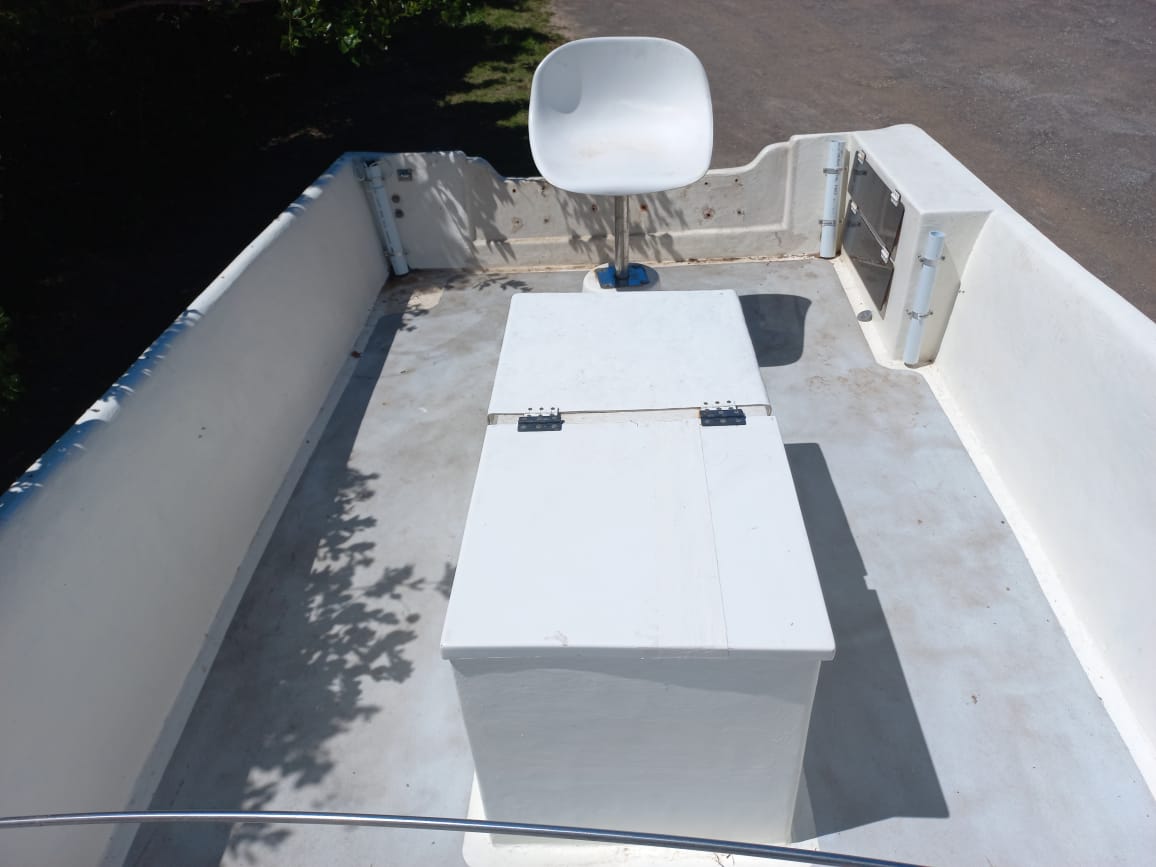 Boat with 15hp suzuki motor, Galvanized back break trailer and boat ...