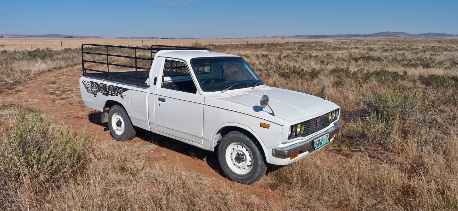 Toyota Hilux 18R | Junk Mail Marketplace