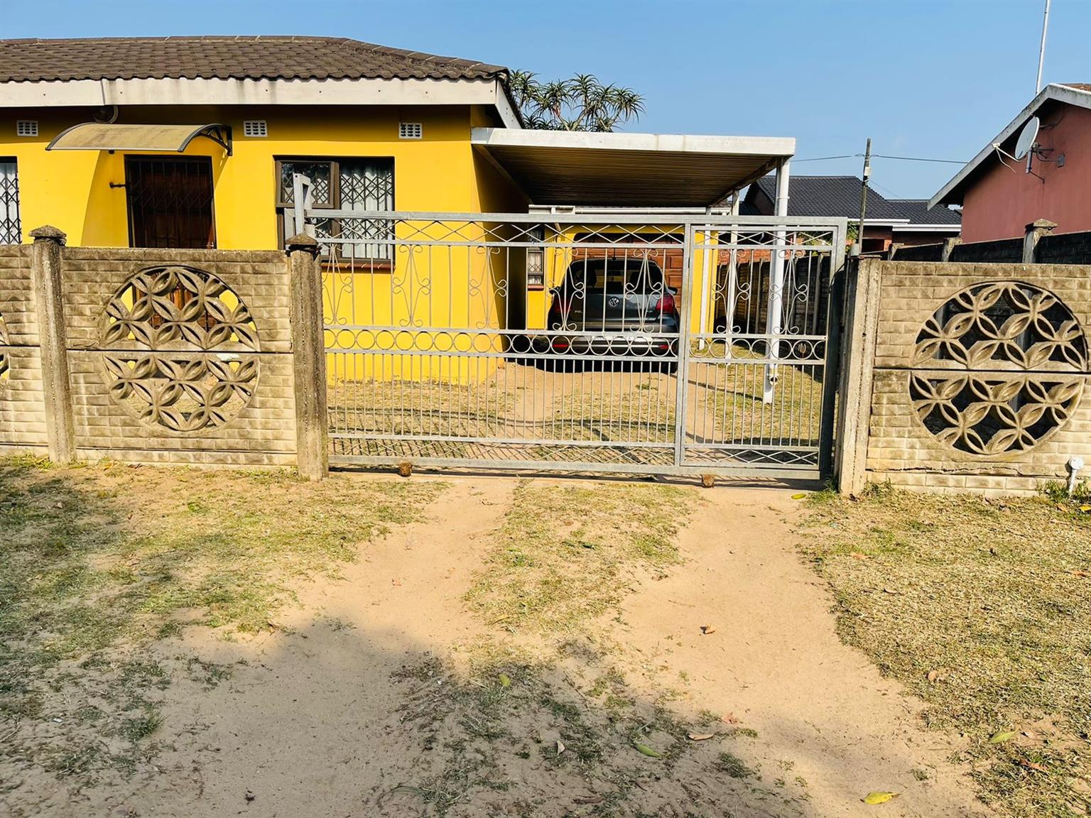 3 Bedroom house is available for rental in Esikhawini-H2 | Junk Mail