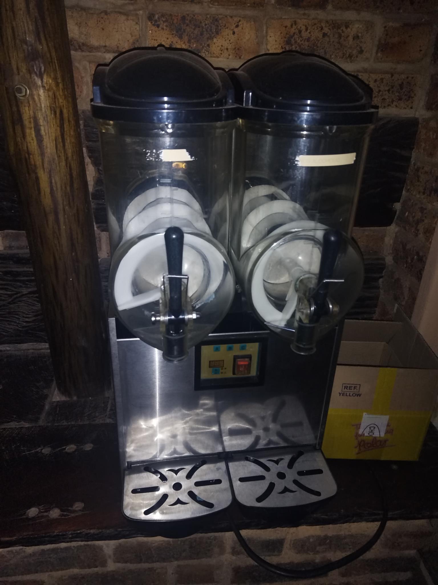 Used Slush Puppy Machine double barrel | Junk Mail Marketplace