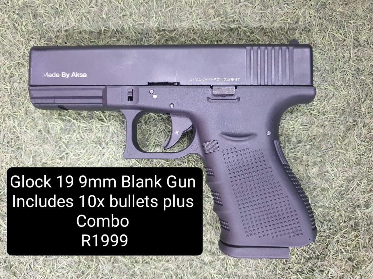 Glock 19 9mm Blank Gun Combo | Junk Mail
