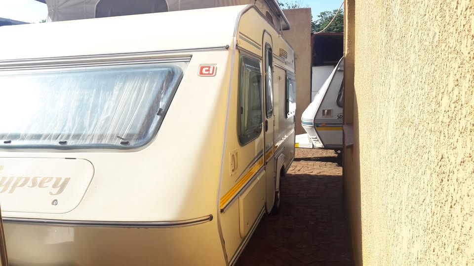 1992 GYPSEY CARAVETTE 6 B GYPSEY CARAVETTE 6 B | Junk Mail Marketplace