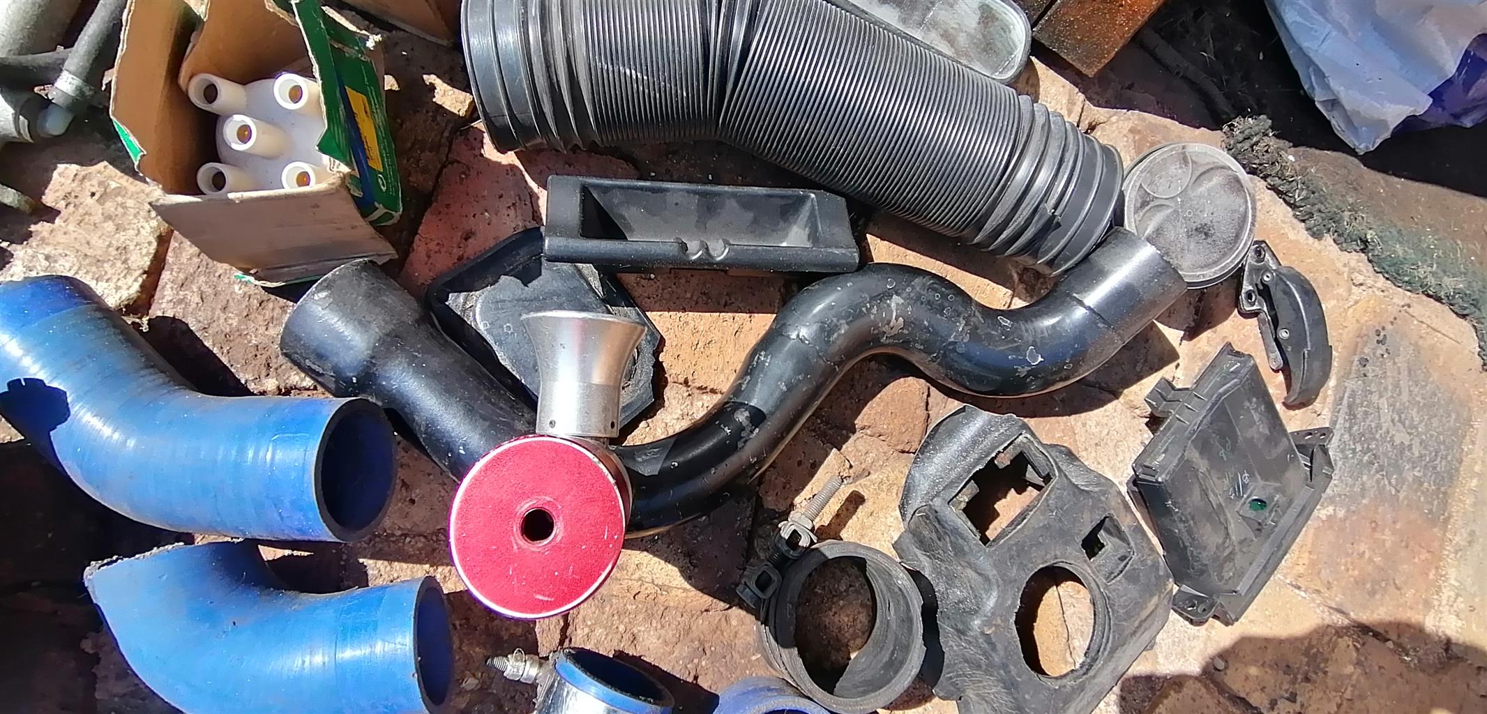 Uno T Parts | Junk Mail