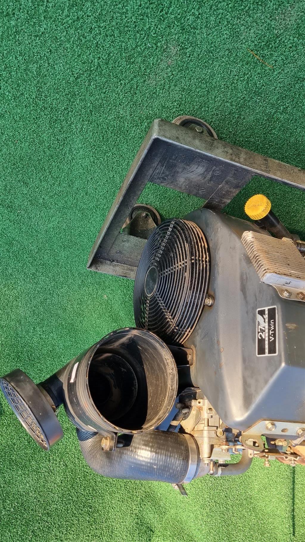 Kawasaki 27HP engine. Ride-on lawnmower, cement mixer, mini tractor ...