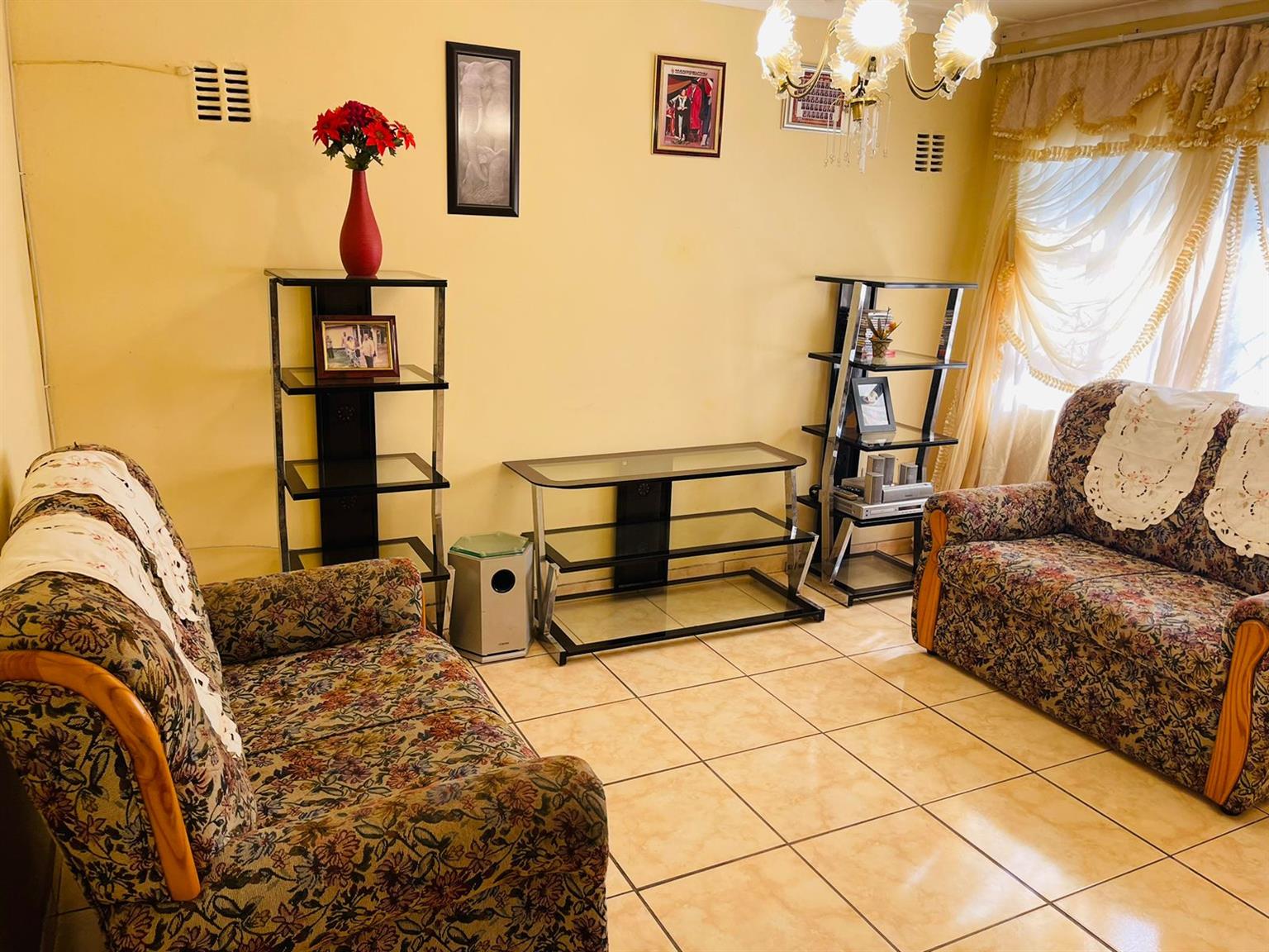 3 Bedroom house is available for rental in Esikhawini-H2 | Junk Mail