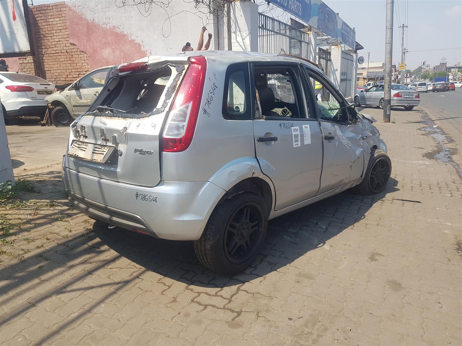 Used ford figo 2012 / 14 model 1.4 complete car sreipping for spares ...