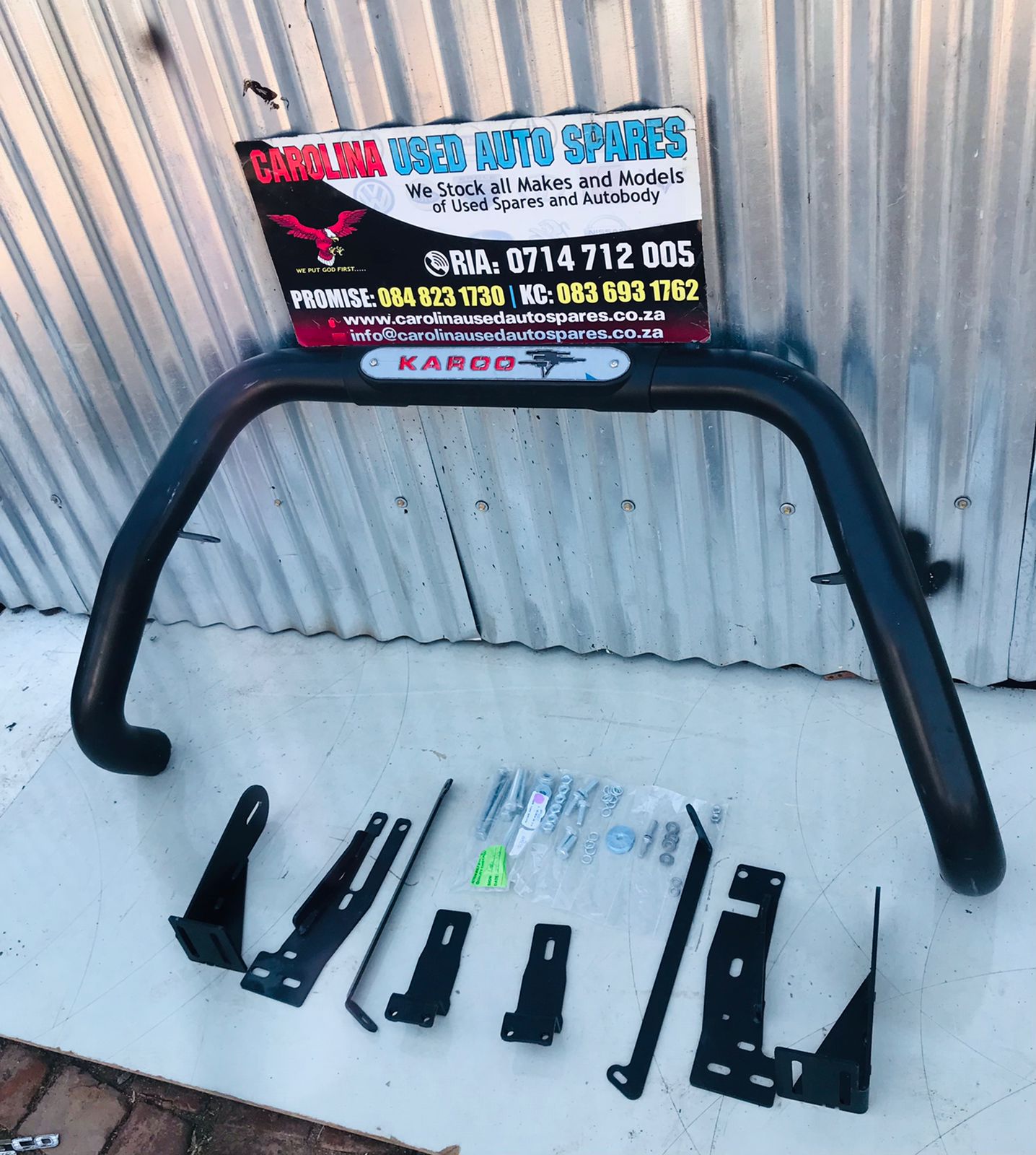 Mahindra Karoo nudge bar (black) with moulding bar | Junk Mail