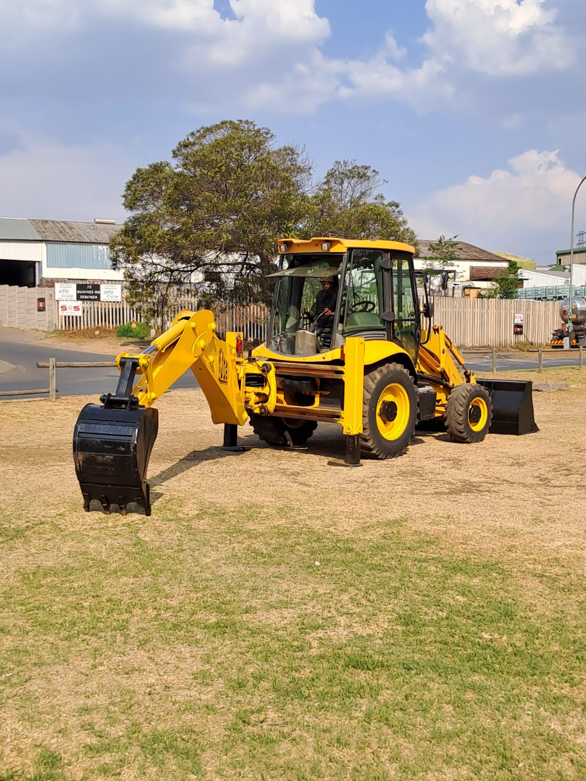 JCB 3CX 4X4 TLB Site Ready | Junk Mail Marketplace