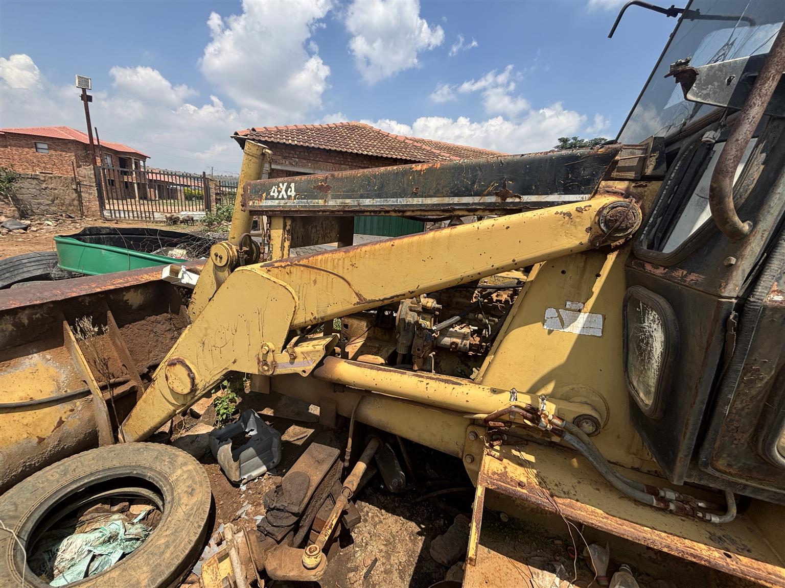 Cat Tlb 416B for sale | Junk Mail Marketplace