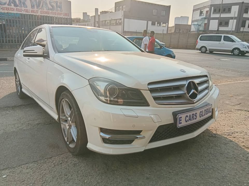 2014 Mercedes Benz w204 Facelift | Junk Mail Marketplace