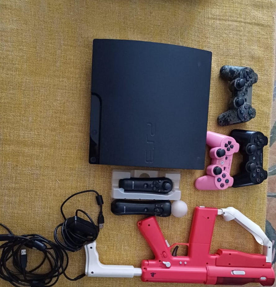 Playstation 3. + more accessories | Junk Mail