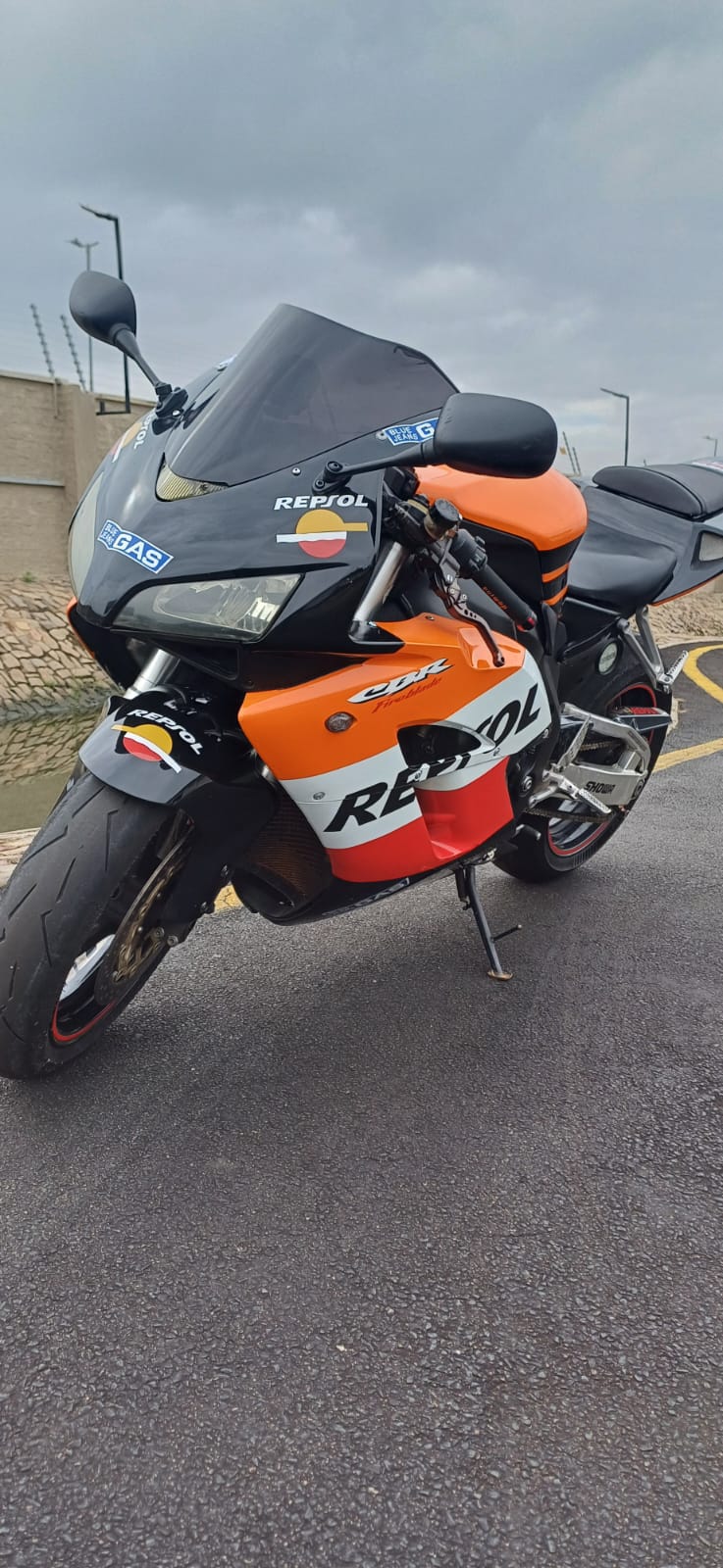 Honda CBR-1000-RR | Junk Mail Marketplace