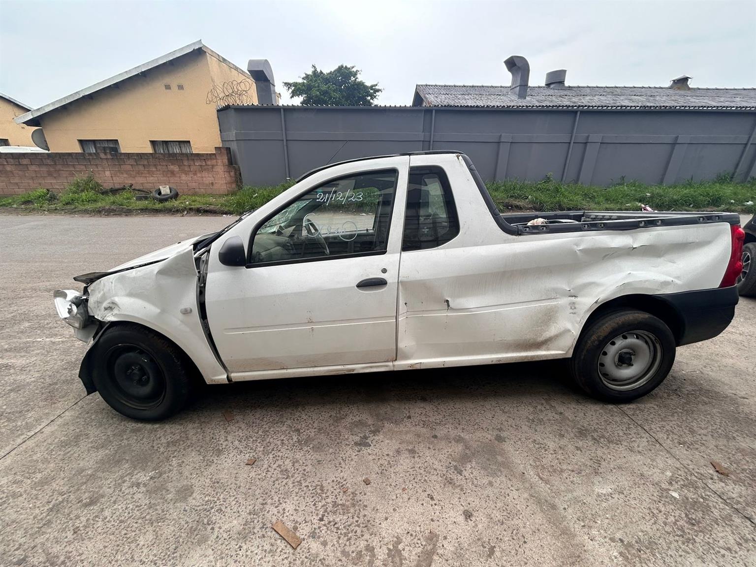 Stripping Nissan NP200 | Junk Mail