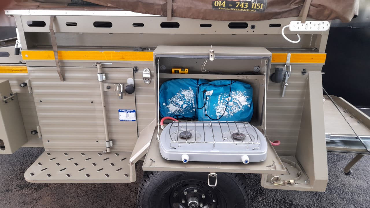 2012 Challenger Bundu Basher Camping Trailer | Junk Mail Marketplace