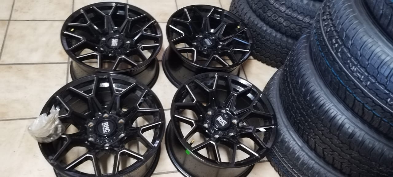 17inch RHC OFF ROAD mags, Will fit on Ford Ranger,Toyota Hilux/Fortuner ...
