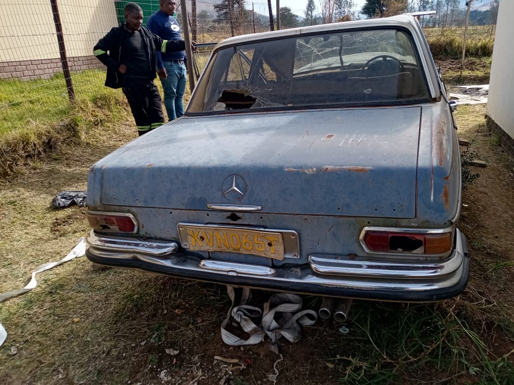 W108 Merc spares | Junk Mail