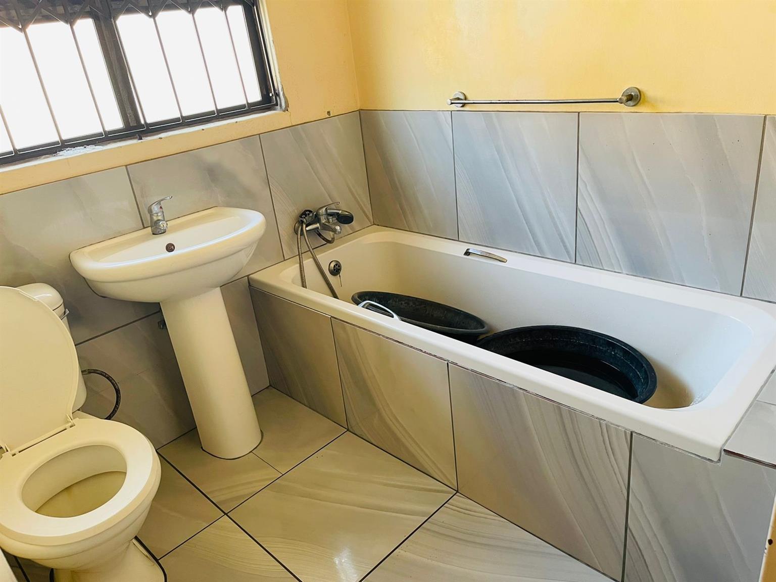 3 Bedroom house is available for rental in Esikhawini-H2 | Junk Mail