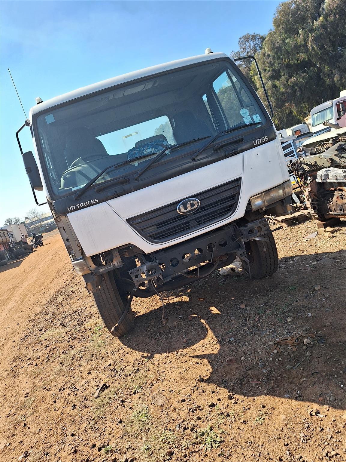 Nissan UD95/UD90 truck stripping | Junk Mail Marketplace