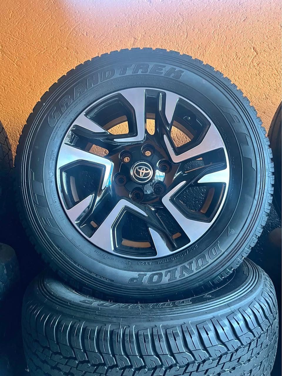 Used Toyota Fortuner 18” Mag Rim (With New Tyres) for sale in Gauteng ...