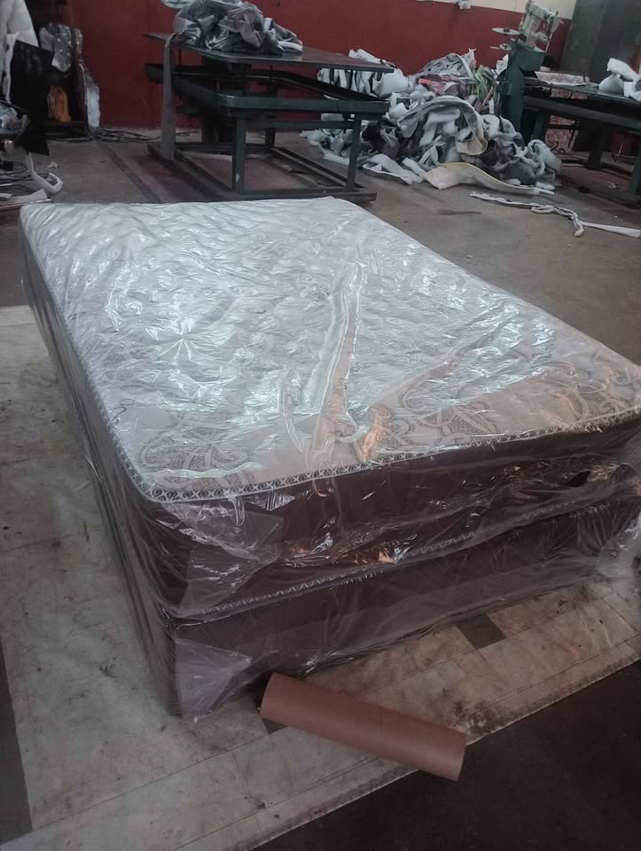 DOUBLE BED FOR SALE | Junk Mail Marketplace