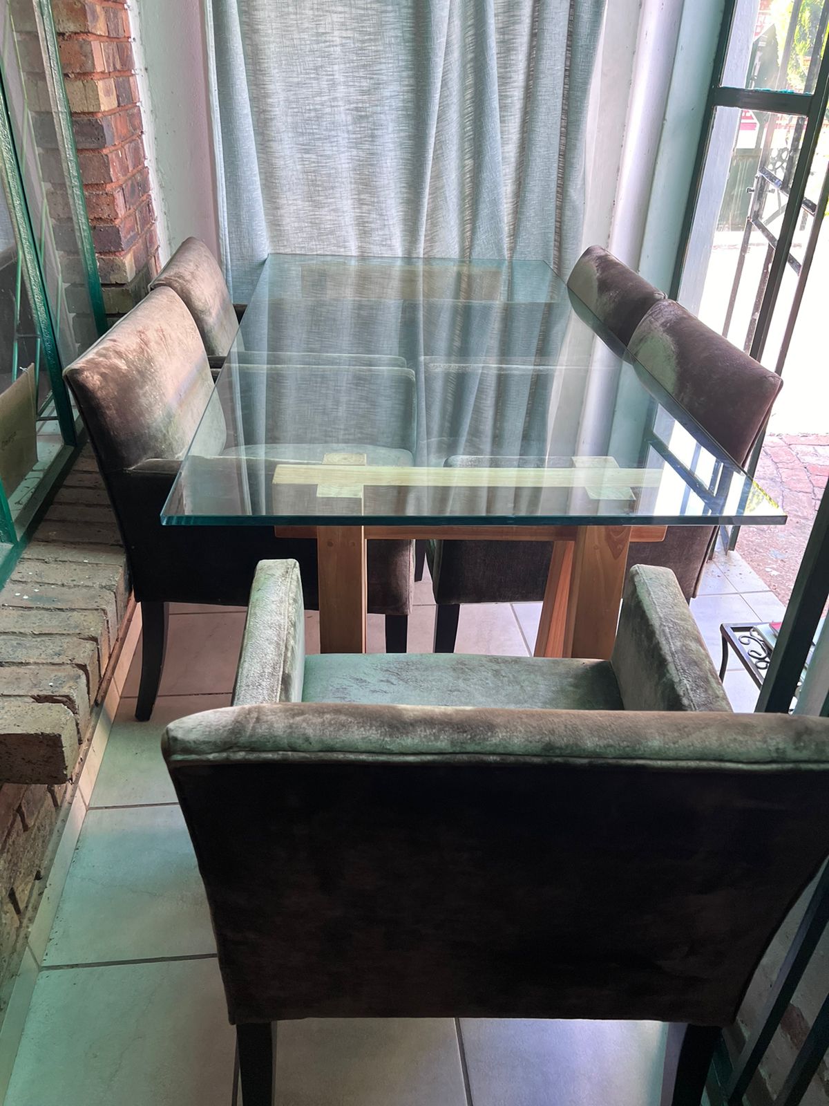 Couches & Dining room suite | Junk Mail Marketplace