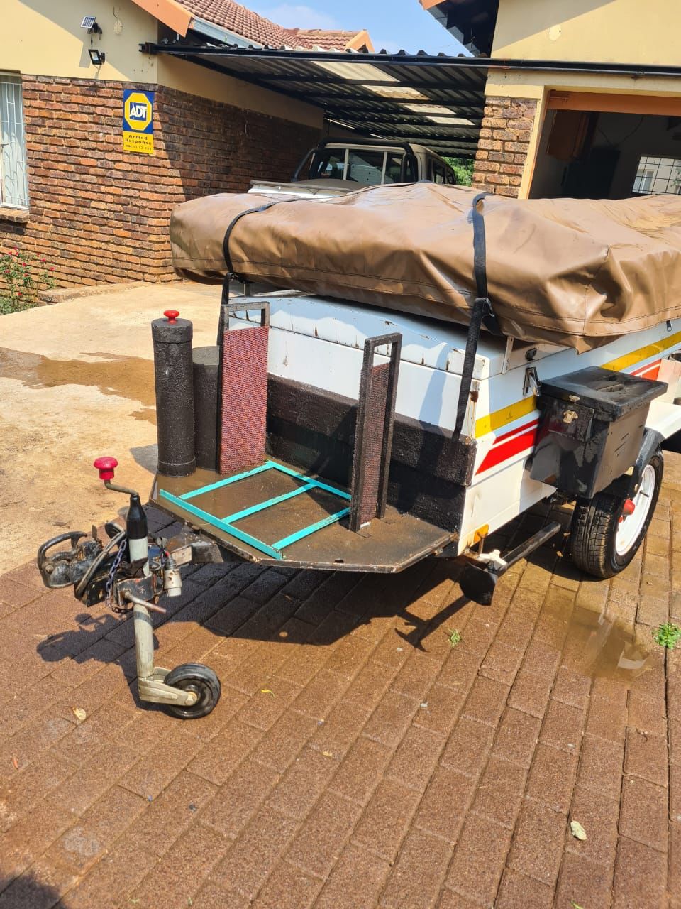 Karet camper trailer with rooftop tent | Junk Mail Marketplace