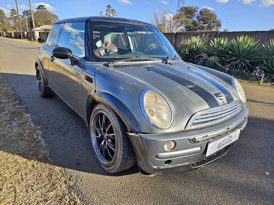 2004 MINI COOPER R50 FOR SALE PLEASE READ | Junk Mail Marketplace