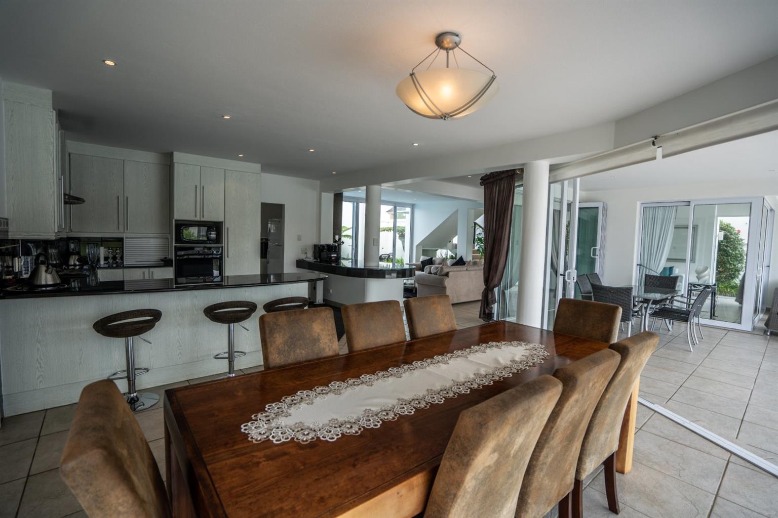 STATE OF THE ART ARCHITECTURE | Junk Mail Marketplace