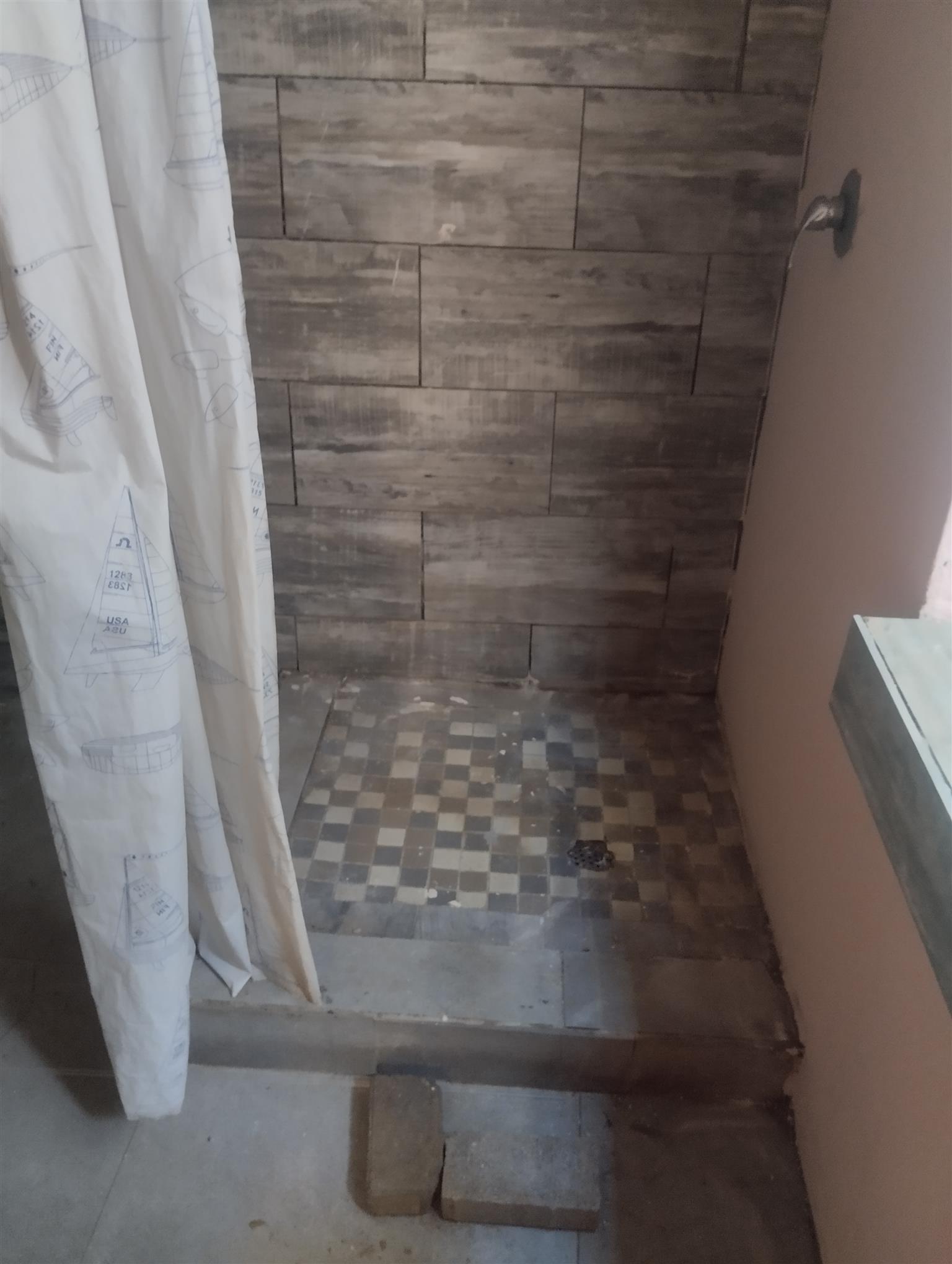 Affordable Bachelor at Clayville ext45 up for Rental | Junk Mail
