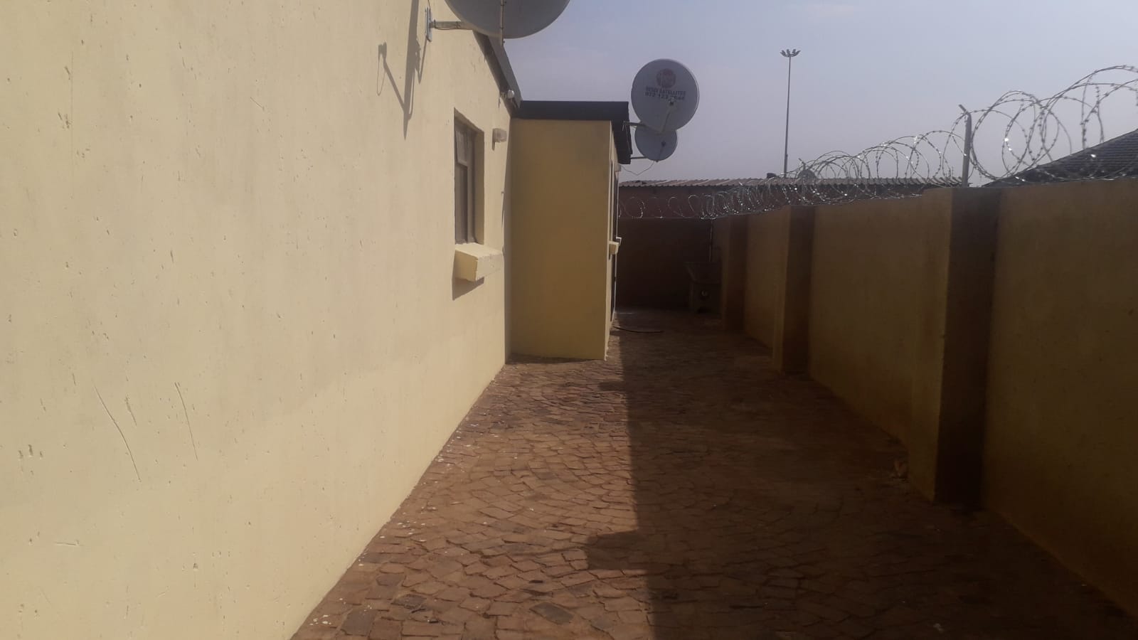 One room available in Tsakane Ext.5B for rental | Junk Mail