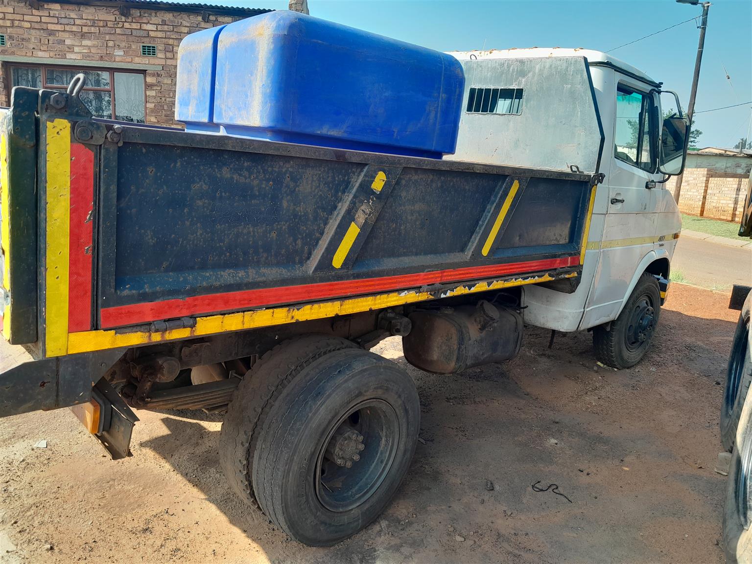 Sho im selling tata 407 tipper truck with not using d trucks and need ...