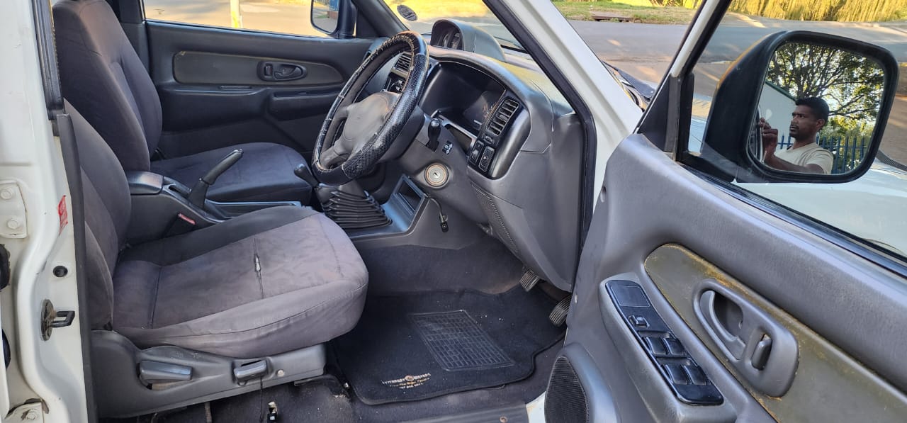 2002 Mitsubishi Colt 3000 V6 4x4 MANUAL double cab | Junk Mail