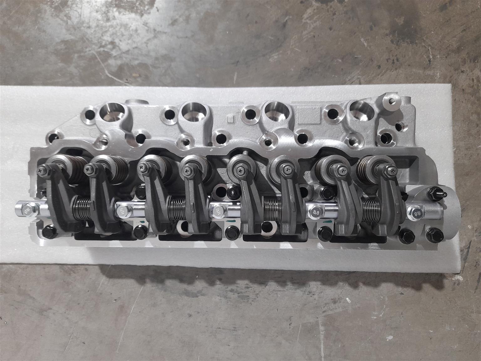 D4BB/4D56/4D56T/D4BH COMPLETE CYLINDER HEAD ASSEMBLY FOR HYUNDAI H100 2 ...