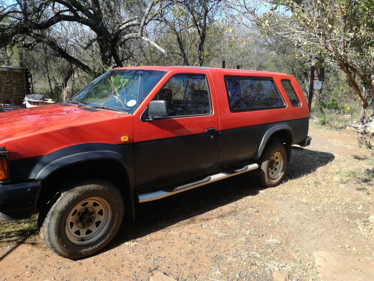 Nissan Sani 2.4 1990 | Junk Mail