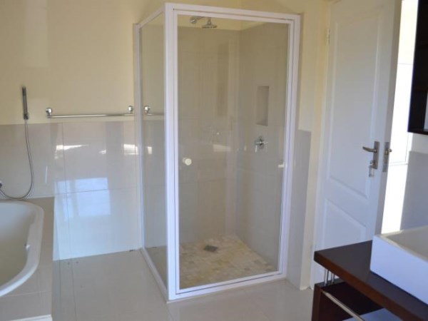3 Bedroom house Alicedale Eastern Cape | Junk Mail Marketplace