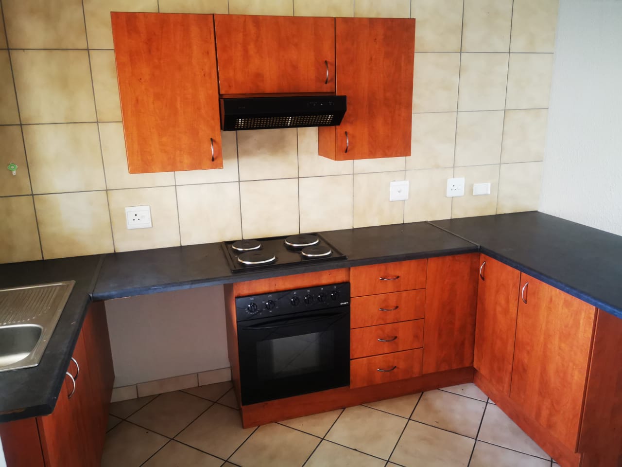 Complete Second hand Kitchen Cupboards, Stove and Sink | Junk Mail ...