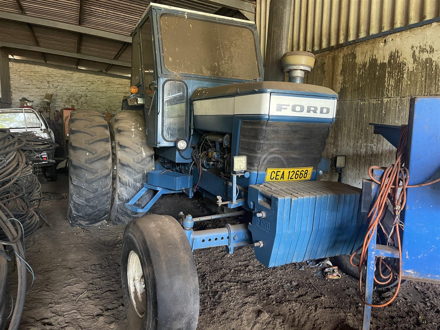 Ford TW20 | Junk Mail Marketplace