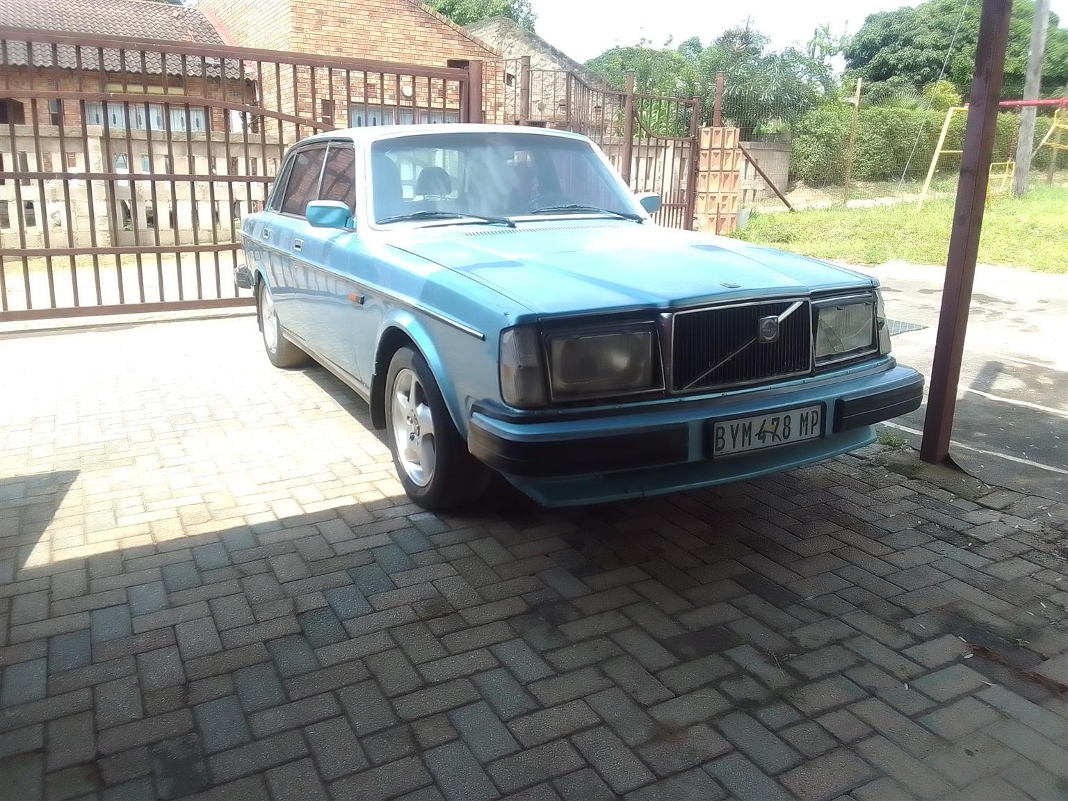 Volvo 264 GLE | Junk Mail Marketplace