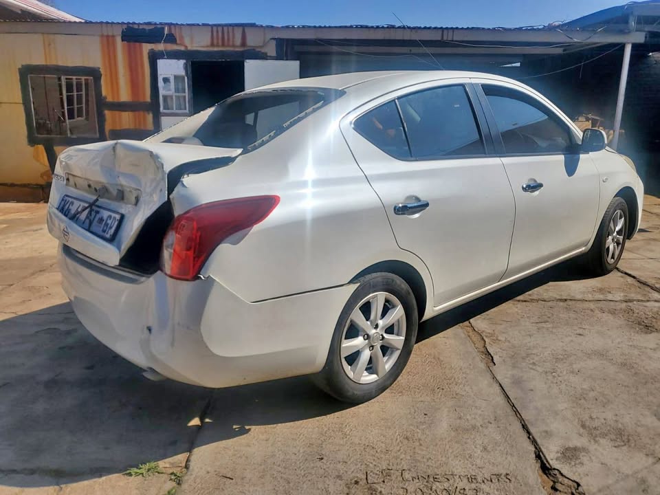 Nissan almera automatic 2013 50k | Junk Mail Marketplace