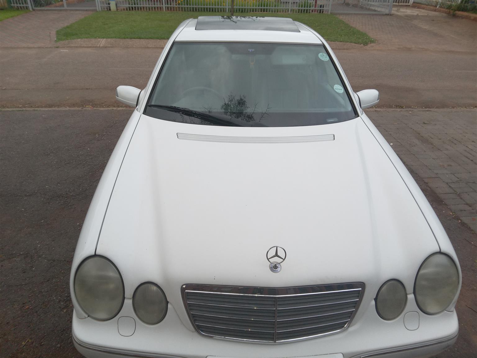 2000 Mercedes Benz E320 V6 | Junk Mail Marketplace