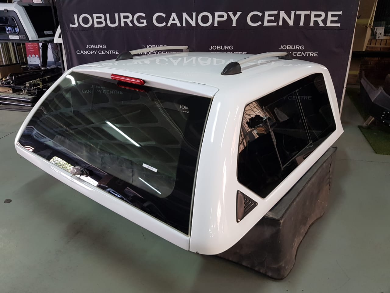 [3387] beekman executive canopy for ford ranger | Junk Mail