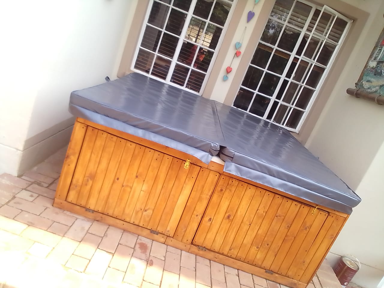 Jacuzzi Covers | Junk Mail Marketplace