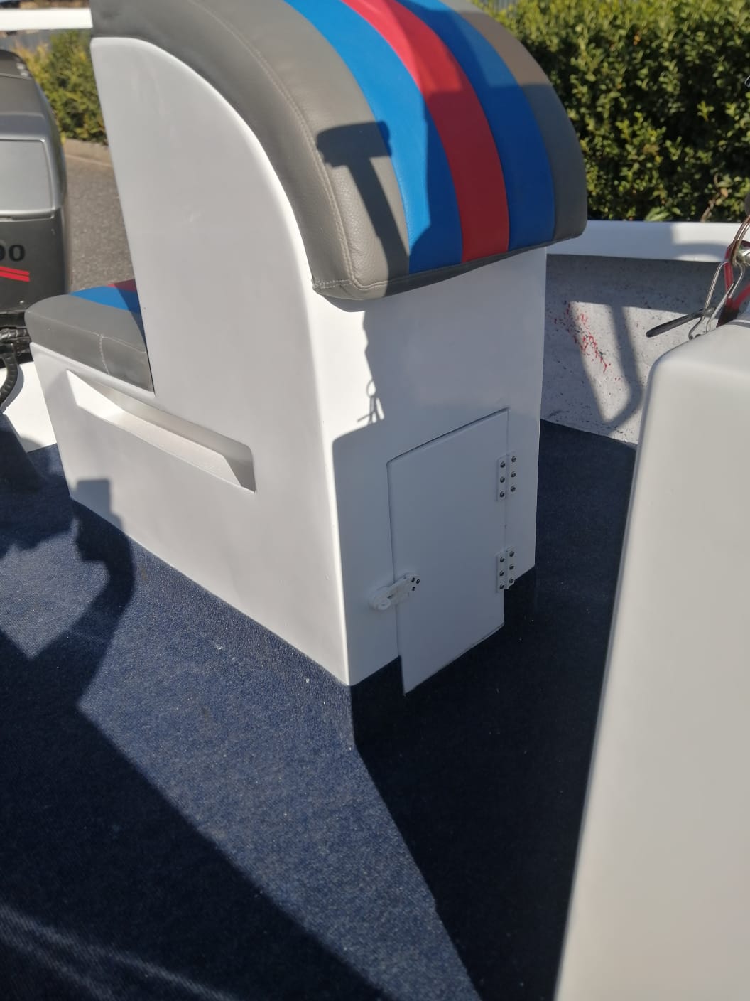 ACE CRAFT 555 CONSOLE BOAT FOR SALE WITHOUT MOTORS | Junk Mail Marketplace