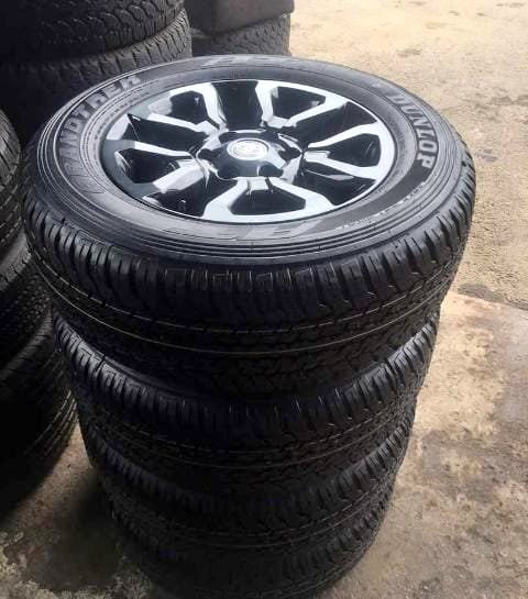 Used 18" Toyota Legend 50 Rs original mags with brand new 265/60/18 ...