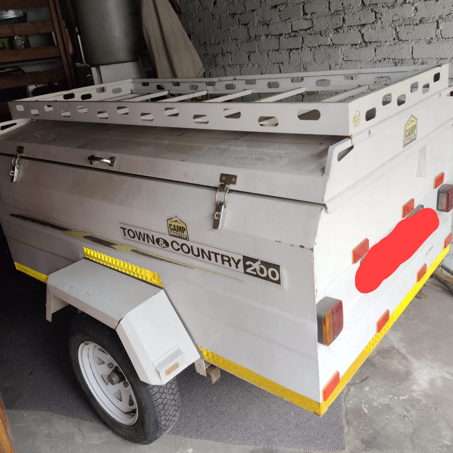Town Country 200 Trailer | Junk Mail Marketplace
